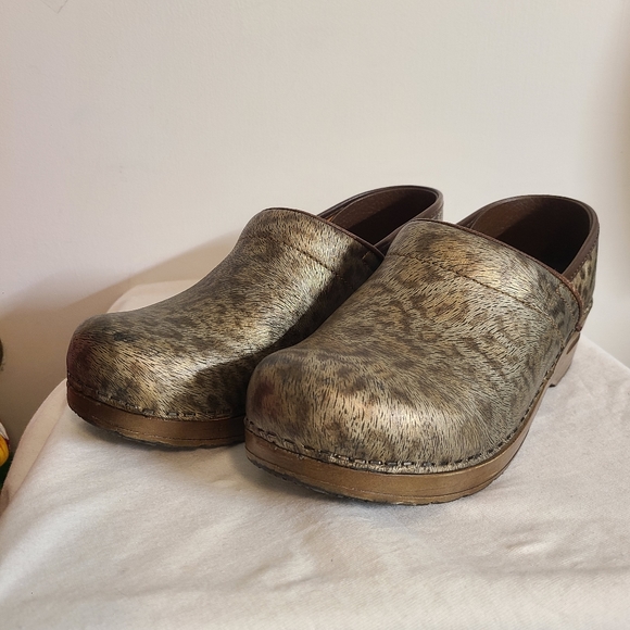 Sanita | Shoes | Sanita Professional Clogs Leopard Danish Metallic ...